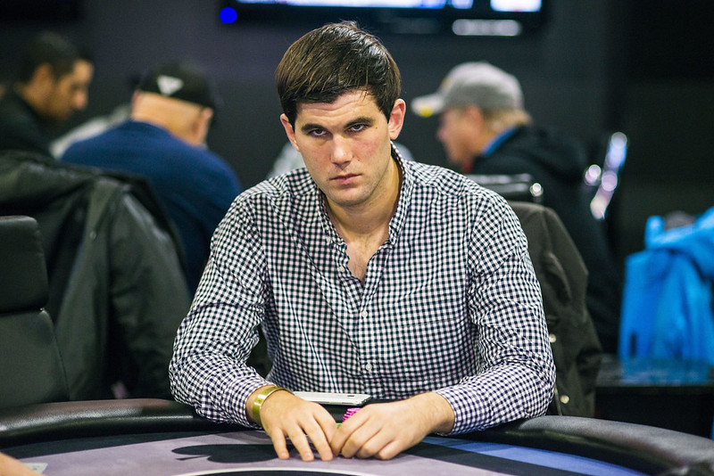 Alex Fitzgerald wyjaśnia, na czym polega opłacalna gra w pokera ...